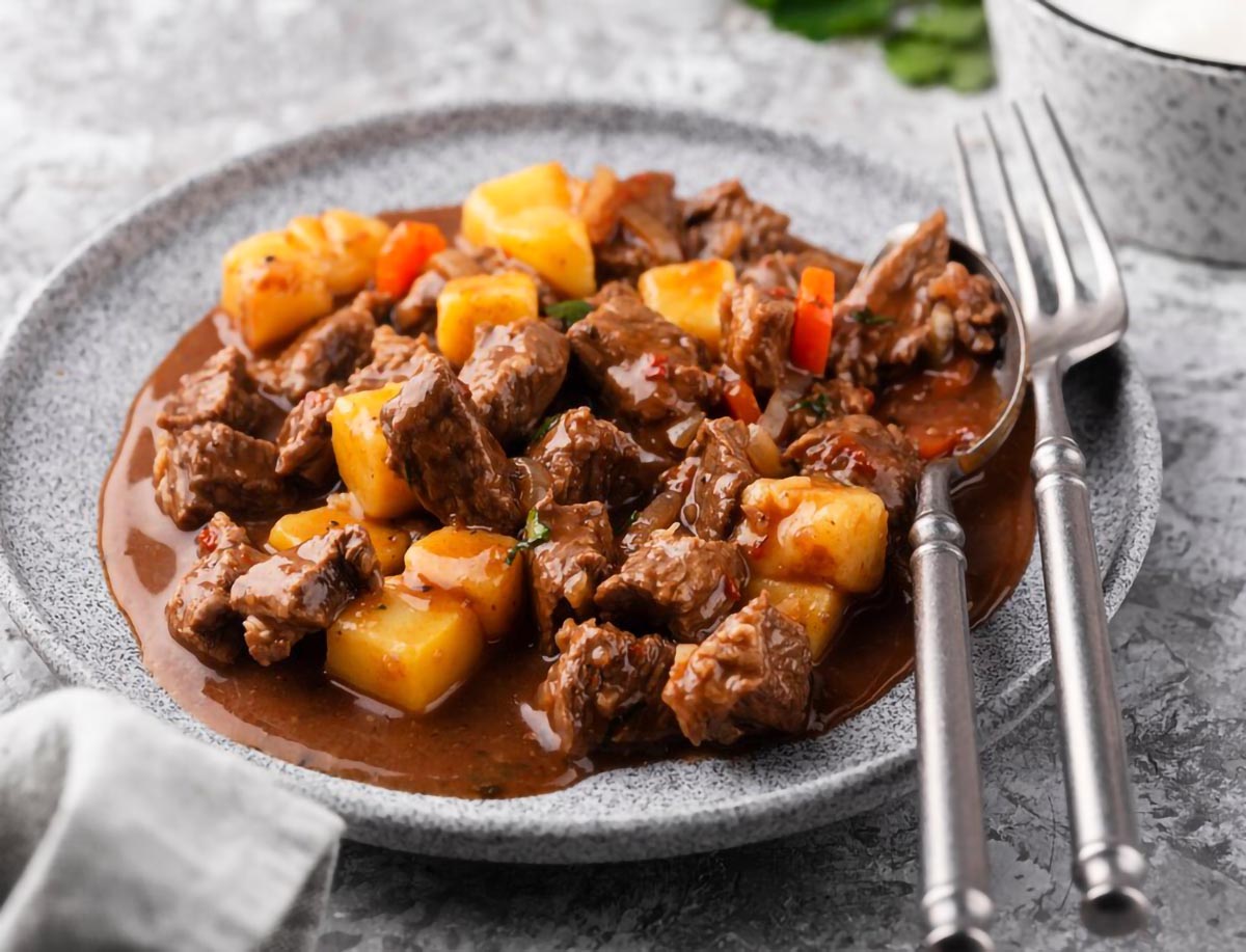 Beef Stew Recipe: Comfort in Every Bite - Brownie Burg
